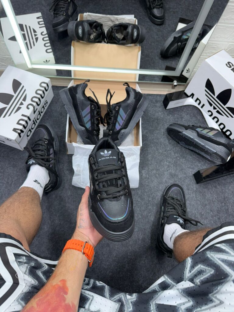 Tênis Adidas 2000 Preto Atacado